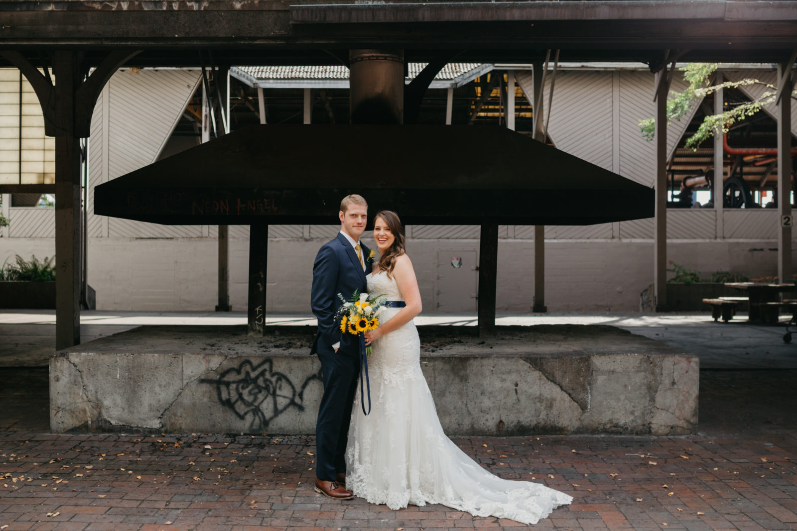 Anna + Jeff // MV Skansonia Seattle Wedding - Blog
