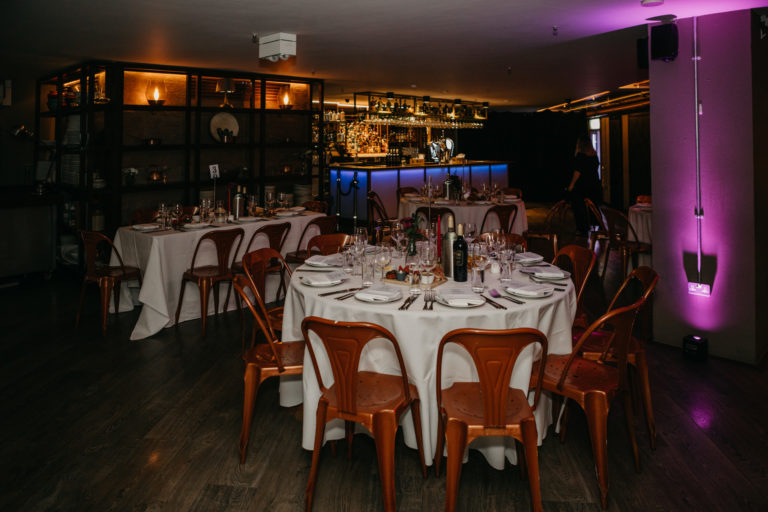 Andrea + Bryan // Dublin, Ireland // Medley - Blog