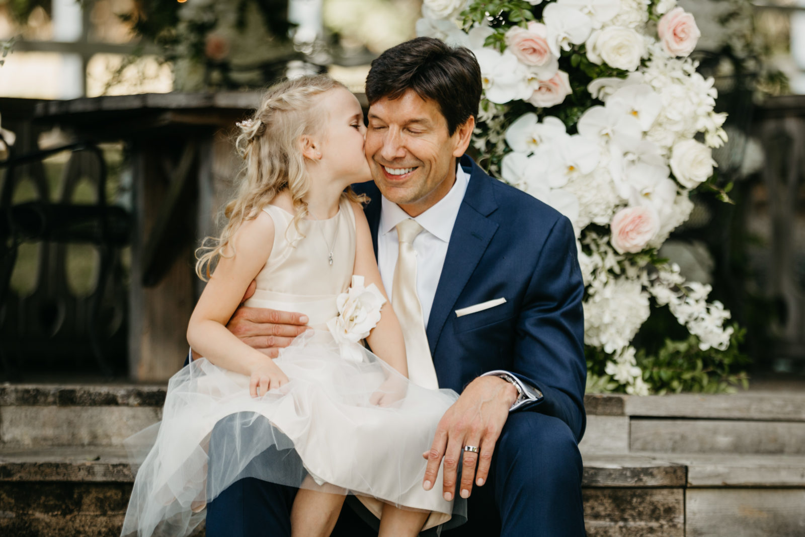 Andrea + Mark // Chateau Lill Wedding - Blog