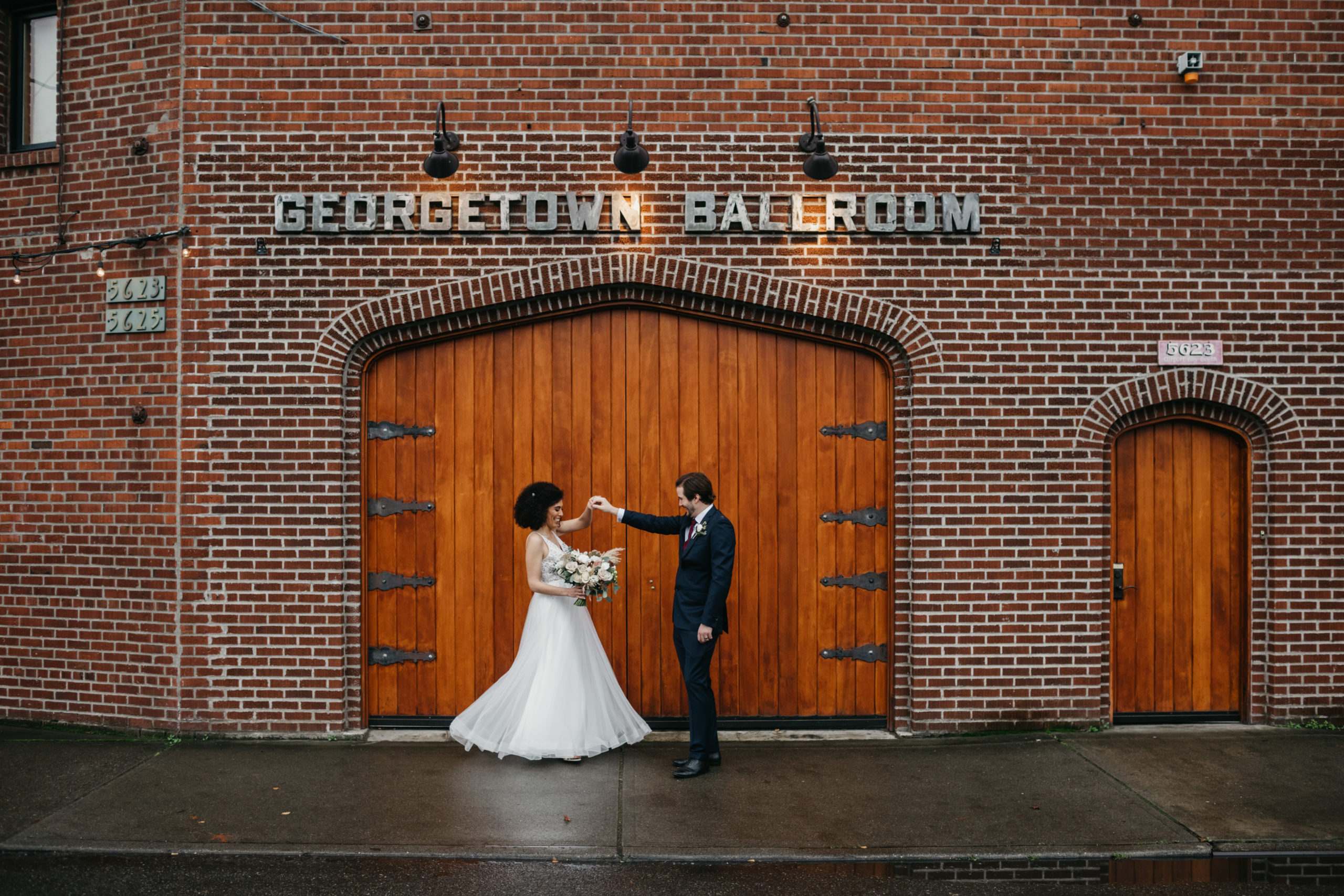 Lillian + Connor // Georgetown Ballroom Wedding // Seattle - Blog