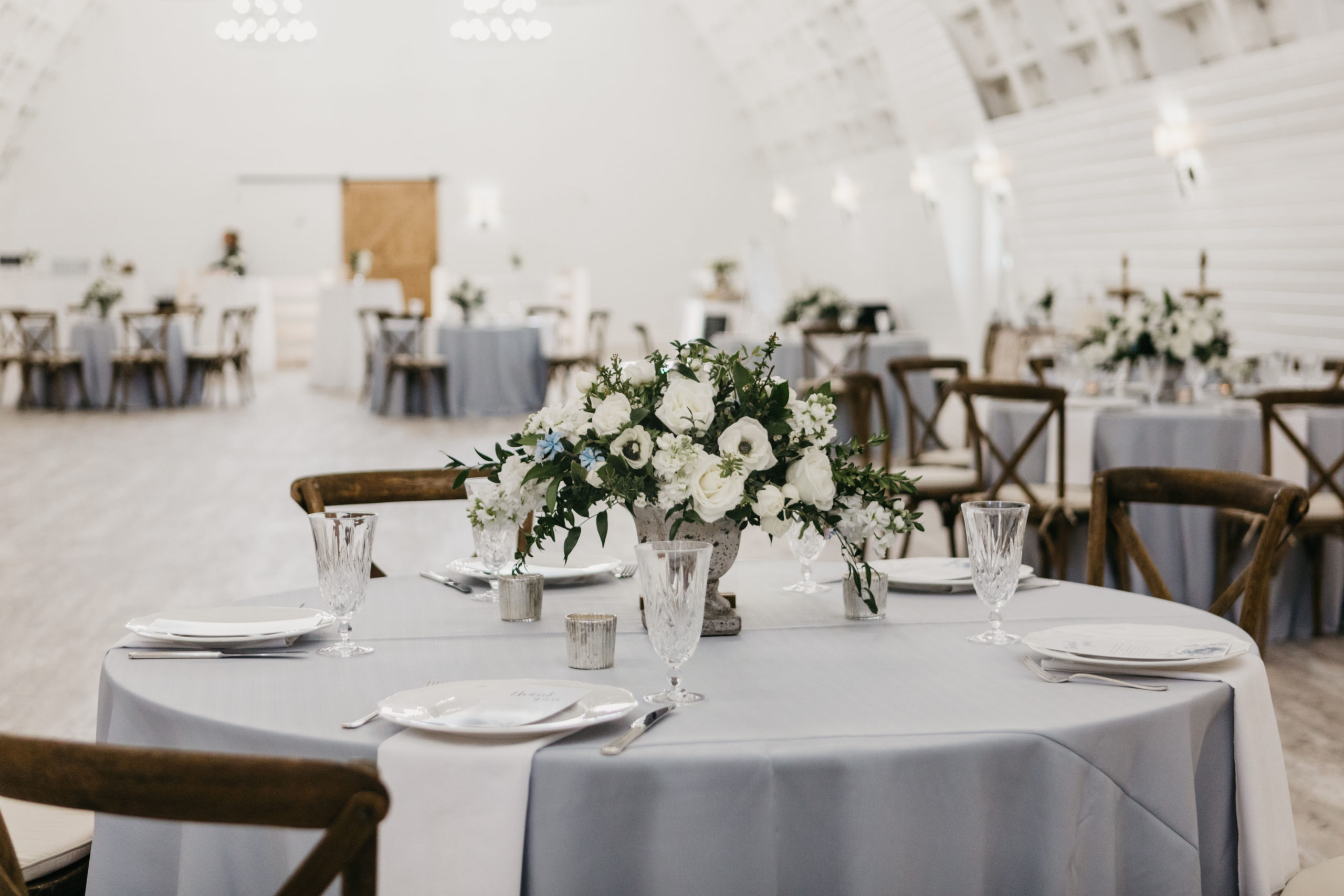 Jenna + Mark // Fiddlers Bluff Wedding // Snohomish Wedding - Blog