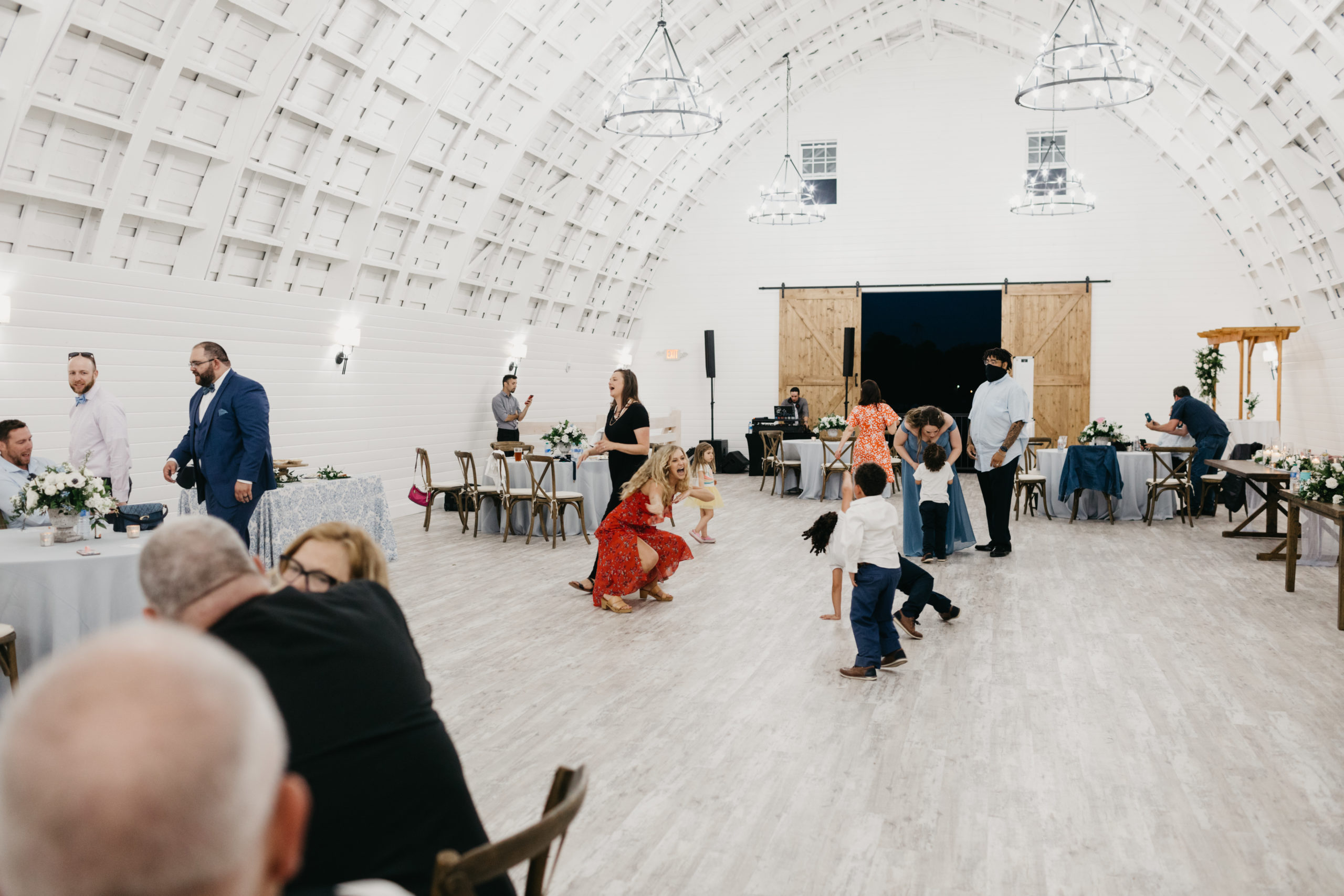 Jenna + Mark // Fiddlers Bluff Wedding // Snohomish Wedding - Blog